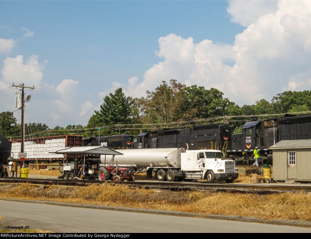 KLWX 6003 at the Yard of Yadkin Valley RR